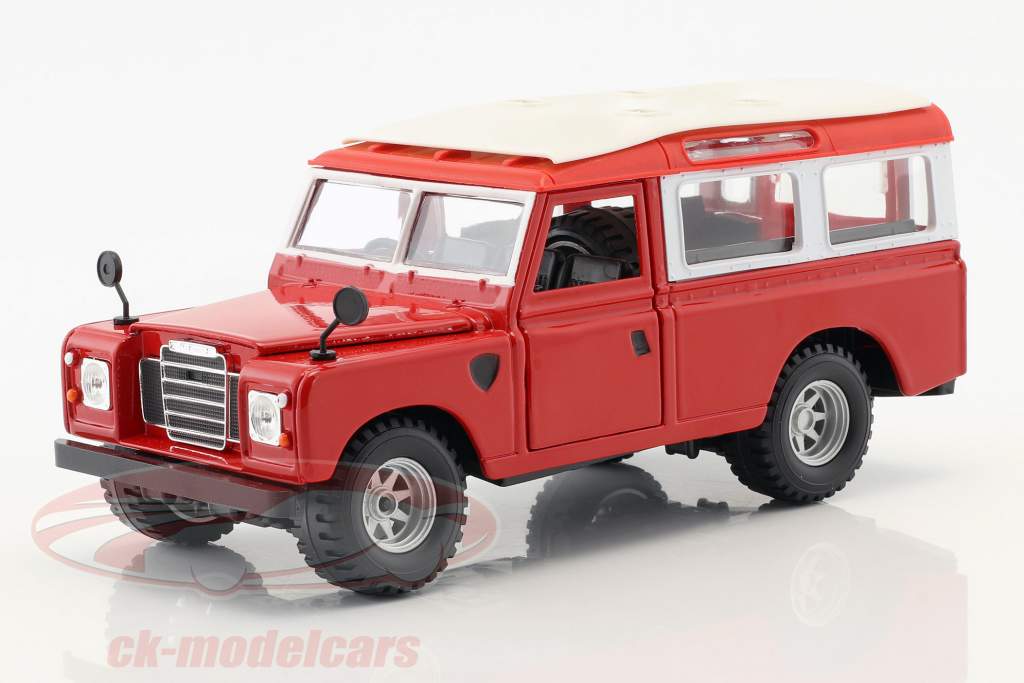 Bburago 1:24 Land Rover Series II red / white 18-22063R model car 18 ...