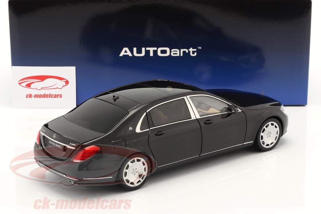 AUTOart 1:18 Mercedes-Benz Maybach S-Class (S600) SWB anno di ...