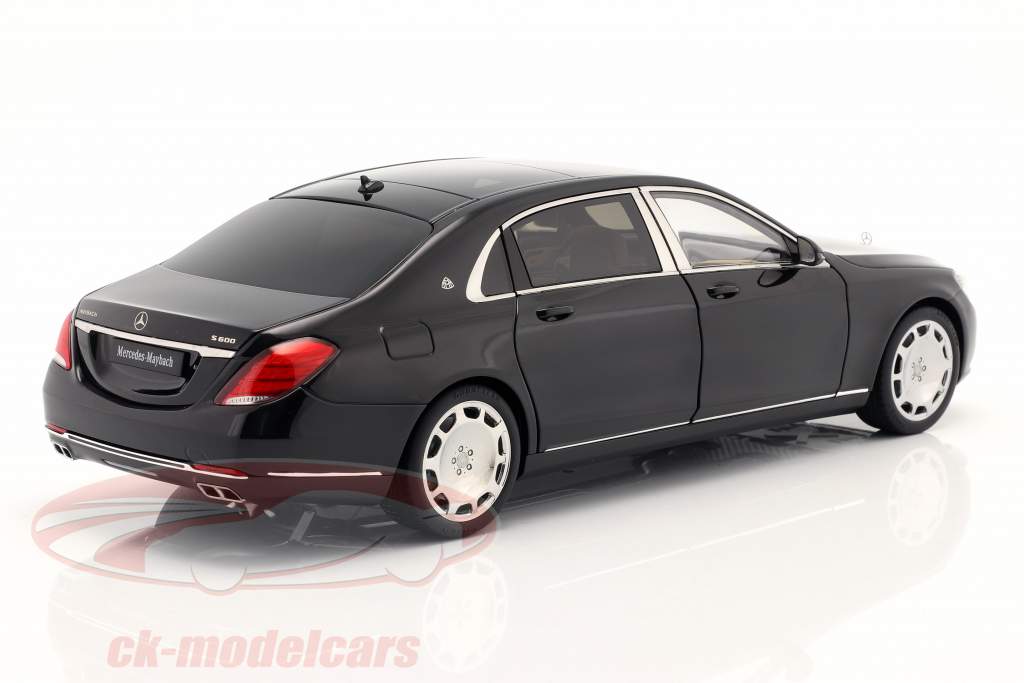 AUTOart 1:18 Mercedes-Benz Maybach S-Class (S600) SWB anno di ...