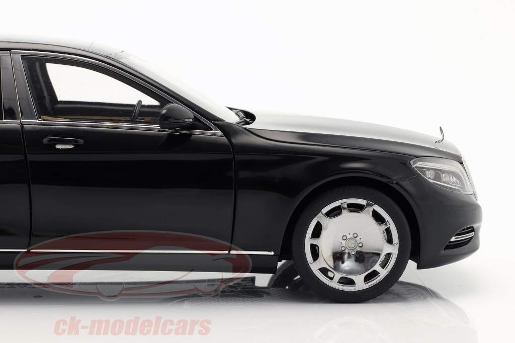 AUTOart 1:18 Mercedes-Benz Maybach S-Class (S600) SWB anno di ...