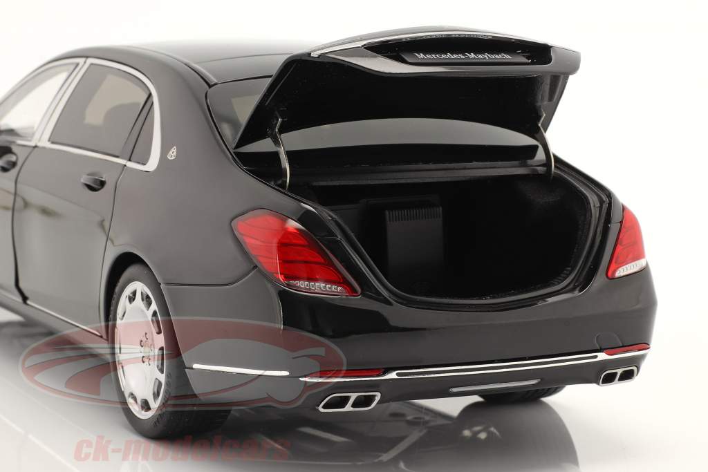 AUTOart 1:18 Mercedes-Benz Maybach S-Class (S600) SWB anno di ...
