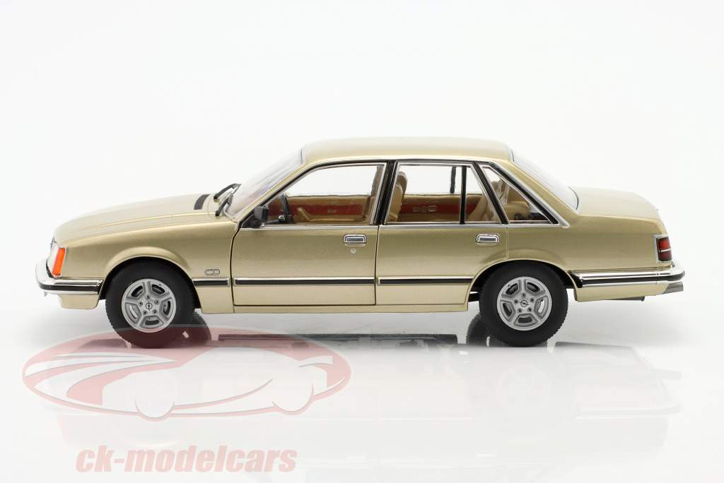 WhiteBox 1:24 Opel Senator A1 Año de construcción 1978 beige metálico ...