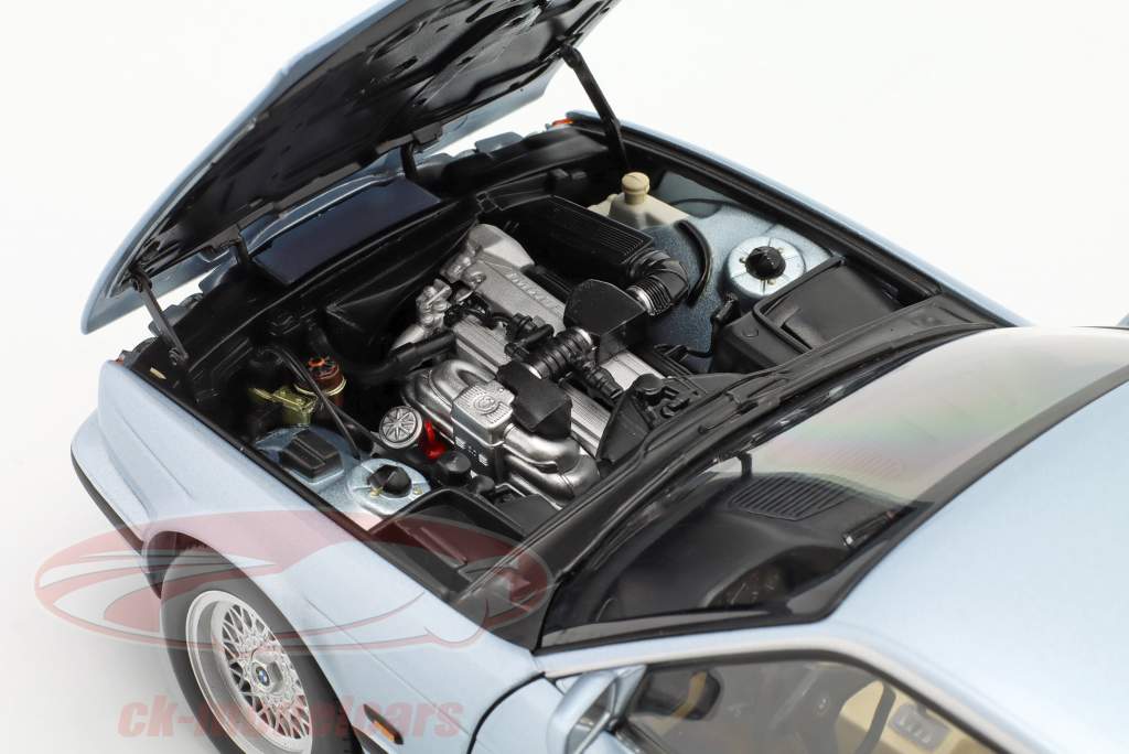 Minichamps 1:18 BMW 535i (E34) year 1988 light blue metallic 100024007 ...