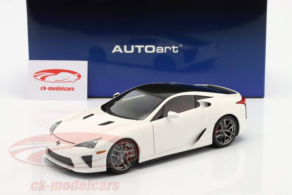 AUTOart 1:18 Lexus LFA year 2010 white / carbon 78851 model car 78851 674110788518