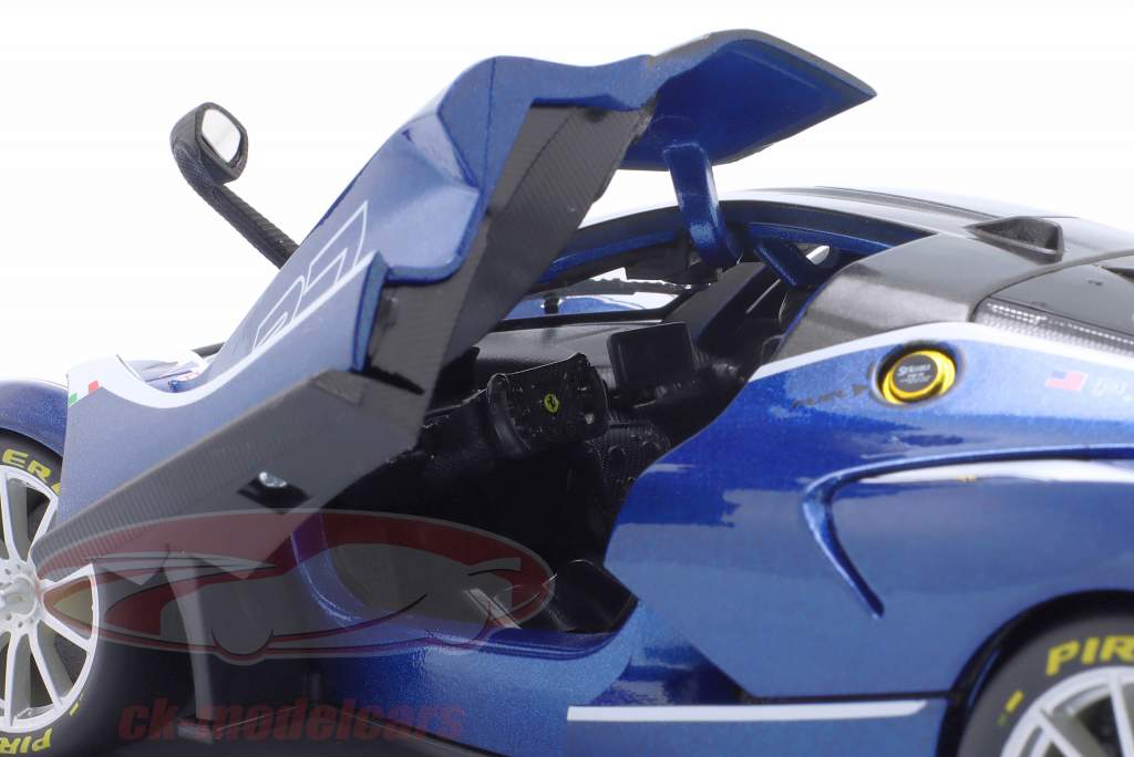 Bburago 1:18 Ferrari FXX-K Evo 2017 Peter Mann #27 Tour de France blue ...
