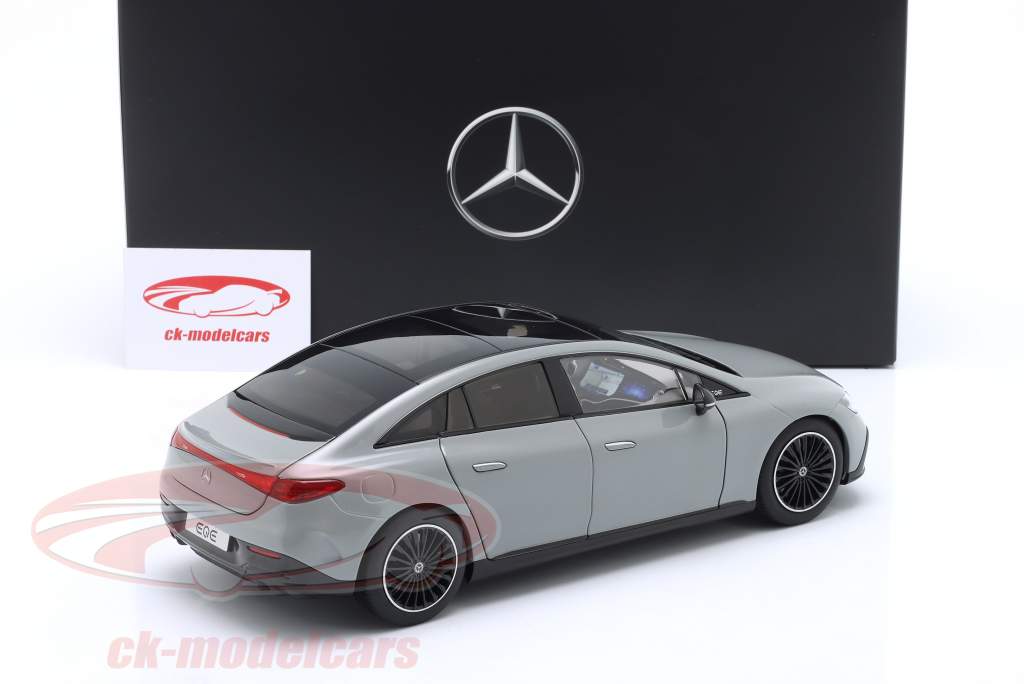 NZG 1:18 Mercedes-Benz EQE (V295) Año de construcción 2022 alpino Gris ...