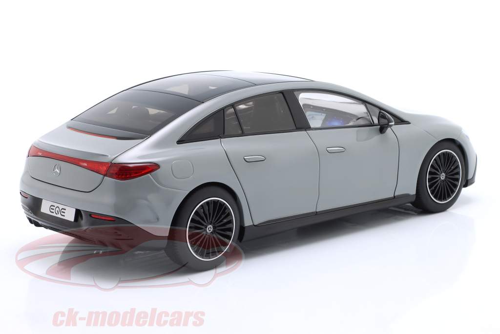 NZG 1:18 Mercedes-Benz EQE (V295) Année de construction 2022 alpin Gris ...