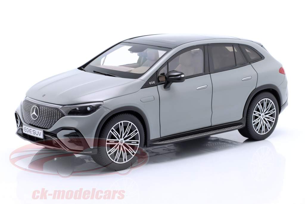 NZG 1:18 Mercedes-Benz EQE SUV (X294) Année de construction 2023 gris ...