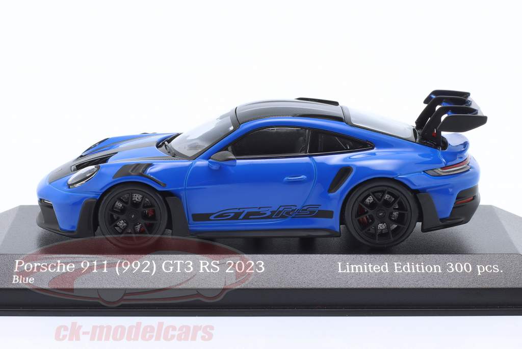 Minichamps 1:43 Porsche 911 (992) GT3 RS Weissach package 2023 blue / black rims 413062109 model ...