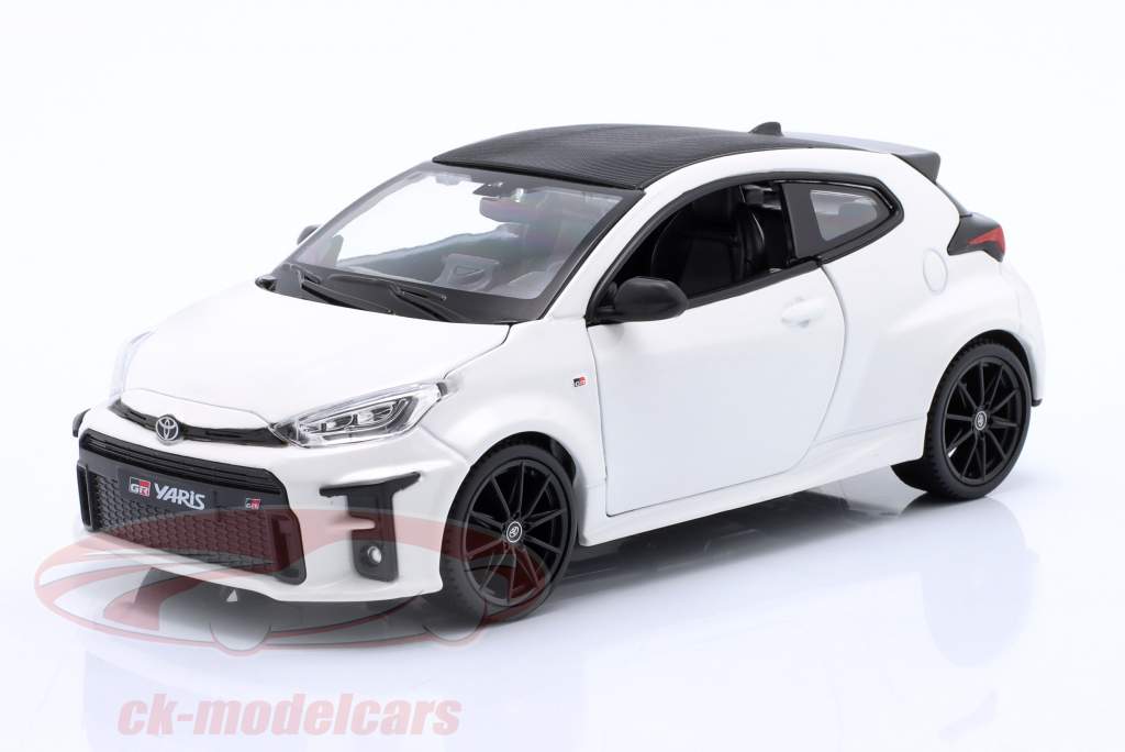 Maisto 1:24 Toyota GR Yaris 建設年 2021 白 32909 モデル 車 32909 090159329091