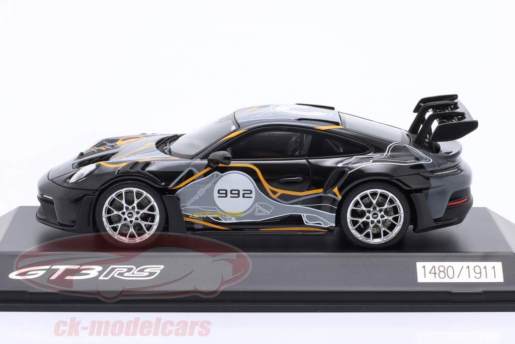 Spark 1:43 Porsche 911 (992) GT3 RS Weissach Test Track black / gray ...