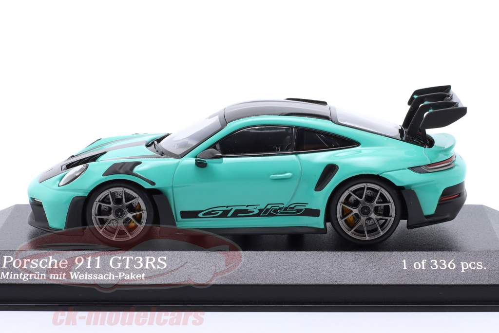 Minichamps 1:43 Porsche 911 (992) GT3 RS Paquete Weissach 2024 verde menta / plata Llantas ...