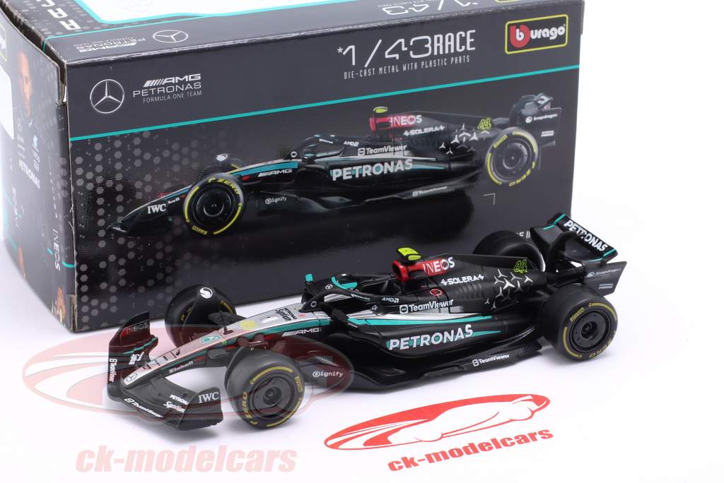 Bburago 1:43 Lewis Hamilton Mercedes-AMG F1 W15 E #44 Winner British GP ...