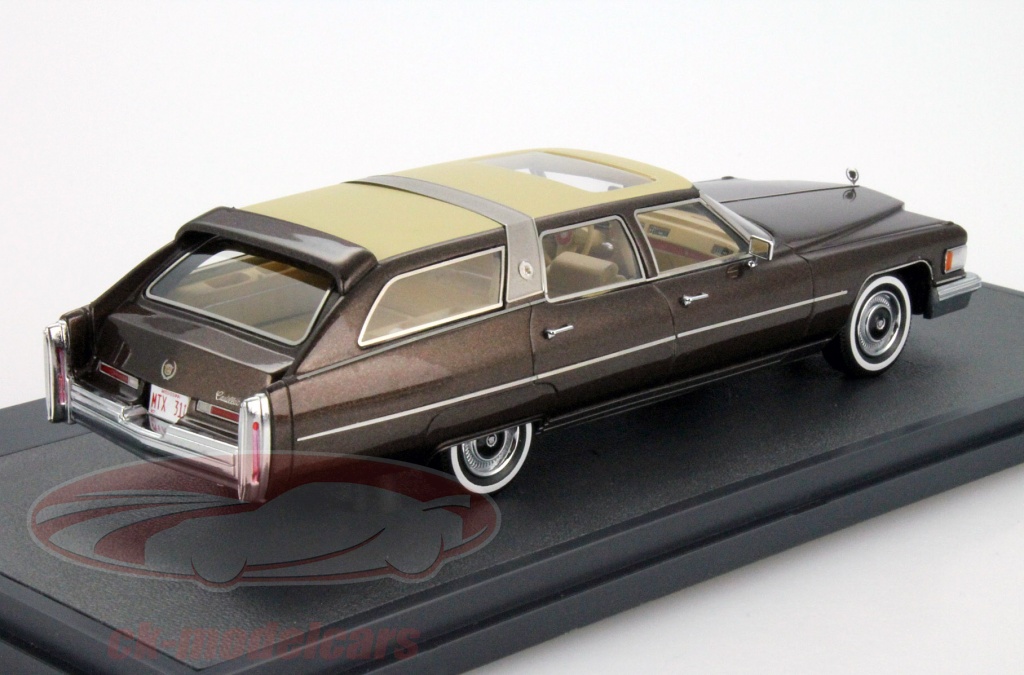 Matrix 1:43 Cadillac Fleetwood Brougham Wagon 年 1976 棕色 金属的 MX20301-311 ...