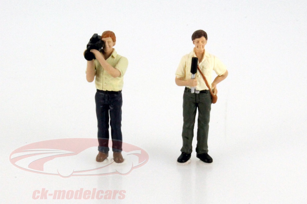 True Scale 1:43 Figures Set Reporter and Cameraman TSM13AC14 model car ...