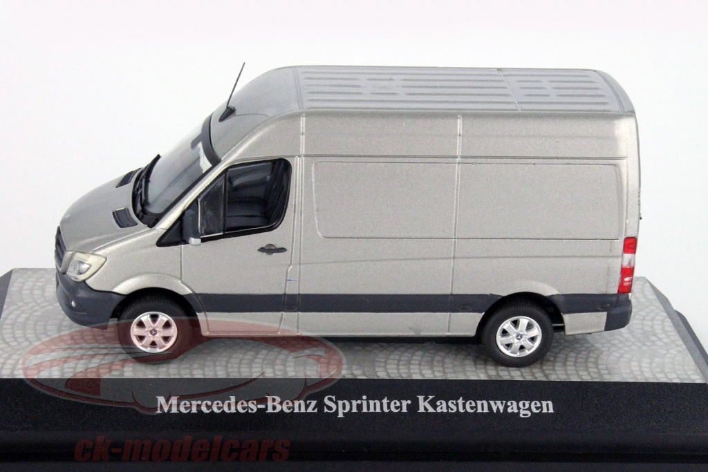 Premium Classixxs 1:43 Mercedes-Benz Sprinter Kastenwagen Facelift ...