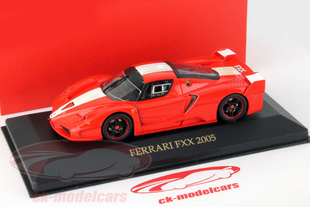 Ixo 1:43 Ferrari FXX built in 2005 red / white FER031 model car FER031 ...