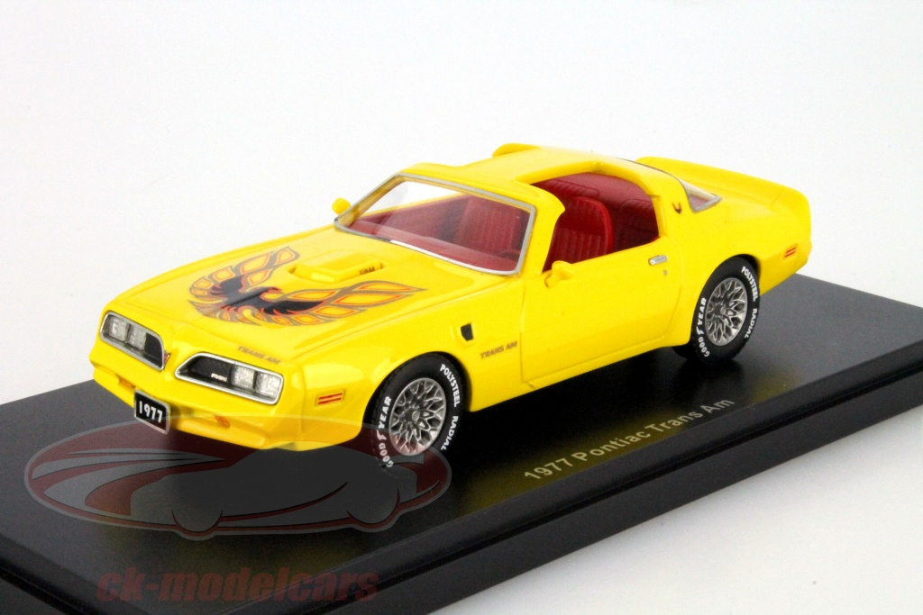 AutoWorld 1:43 Pontiac Trans-Am Year 1977 yellow 114/06 model car 114/ ...