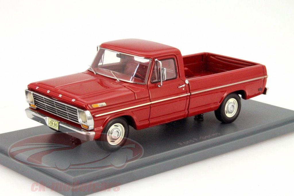 Neo 1:43 Ford F-100 purple NEO44845 model car NEO44845 874250448451