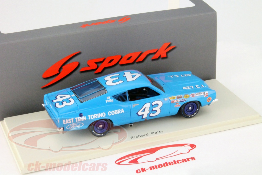 Spark 1:43 Ford Torino Cobra #43 Winner Motor Trend 500 1969 Richard ...
