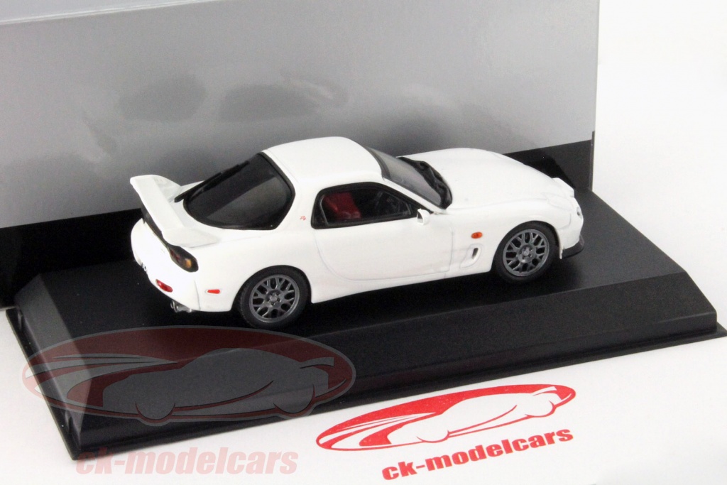 Kyosho 1:43 Mazda RX-7 (FD3S) Type-RZ Jaar 1997 wit 03702WR model auto 03702WR 4548565256082