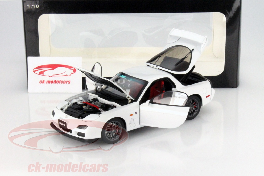 AUTOart 1:18 Mazda RX-7 (FD) Spirit R Type A white 75989 model car 75989 674110759891