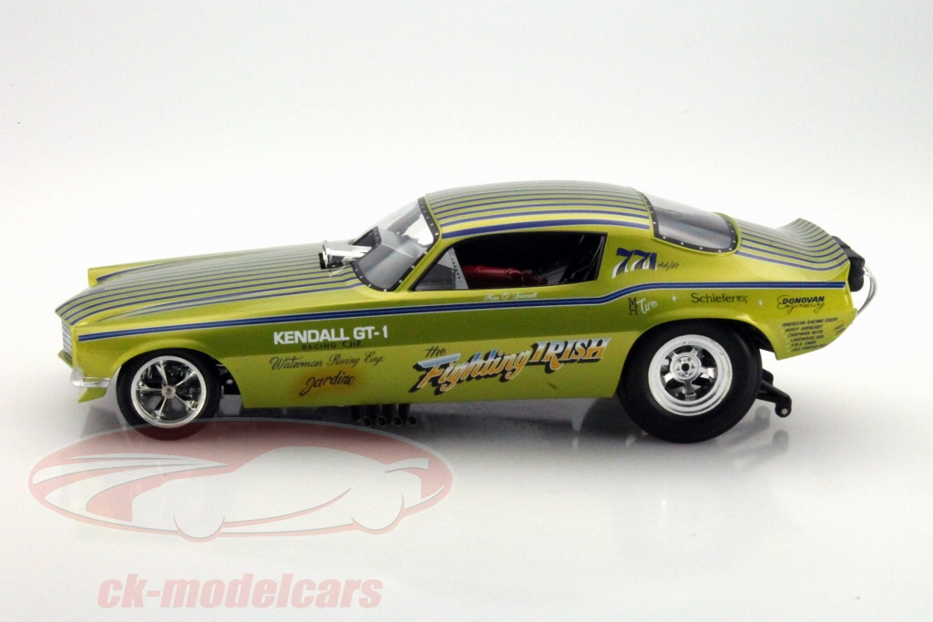 AutoWorld 1:18 Chevrolet Camaro Funny Car 1971 Fighting Irish green ...