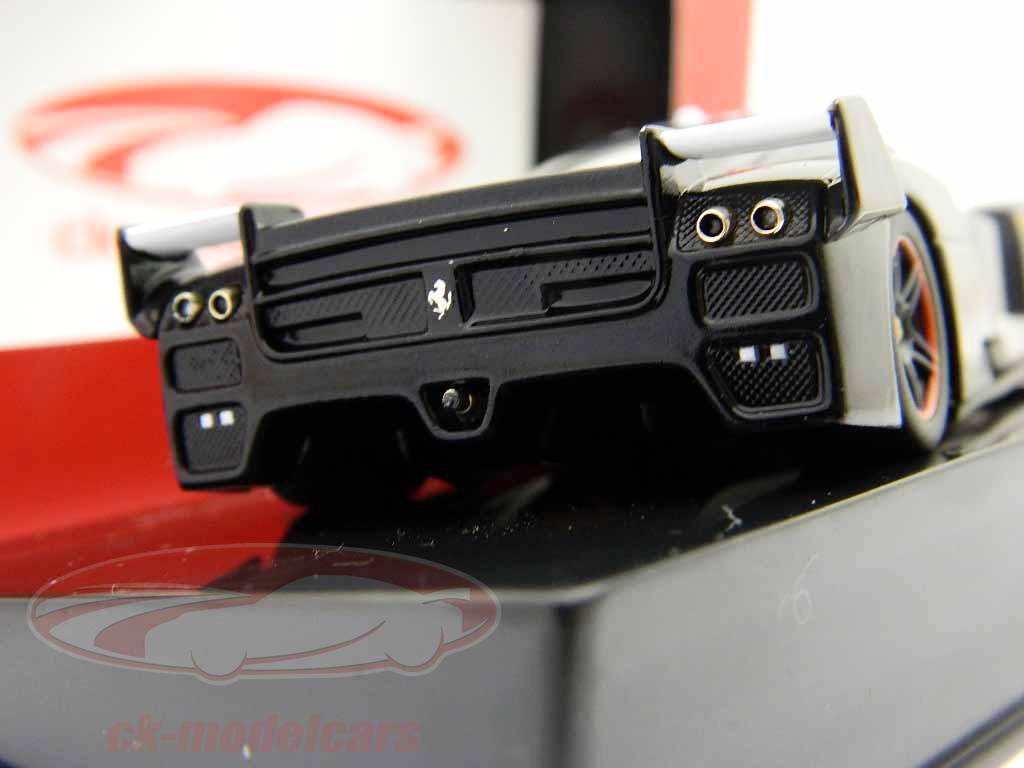 Ixo 1:43 Ferrari FXX Fiorano test de la version 2005 FER072 modèle ...