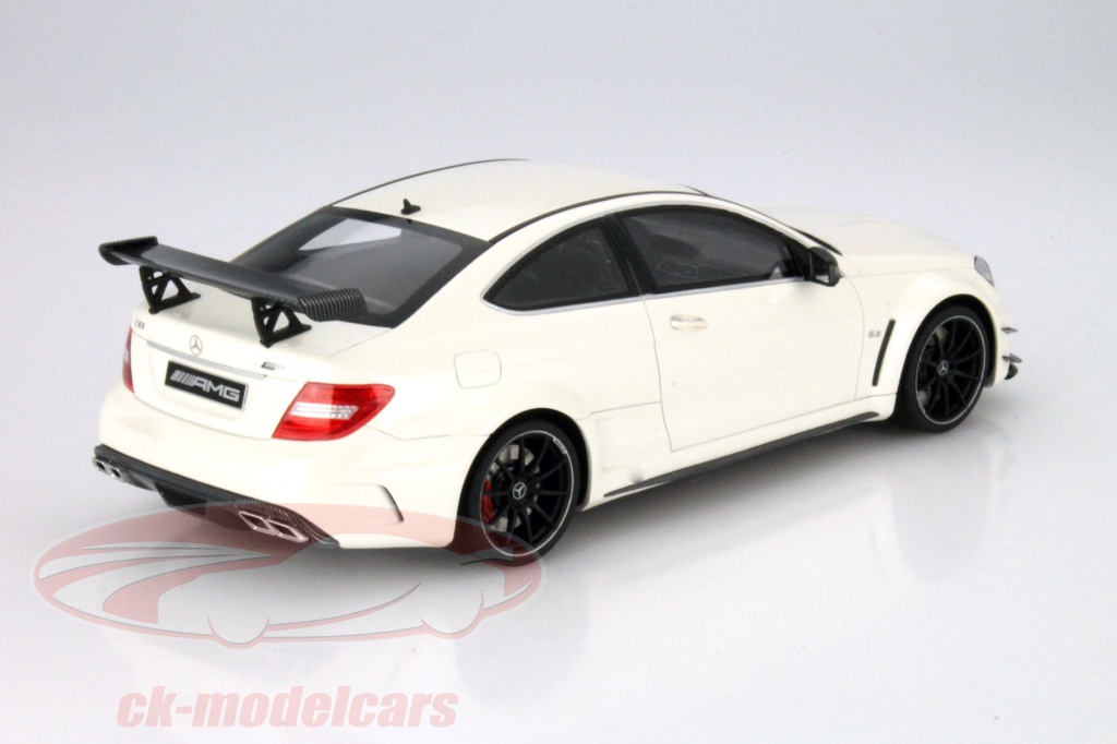 GT-SPIRIT 1:18 Mercedes-Benz C63 AMG Coupé Black Series white B66965702 ...