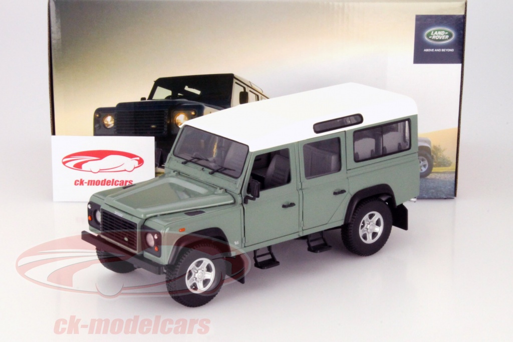 Universal Hobbies 1:18 Land Rover Defender 110 Tdi Station Wagon green ...