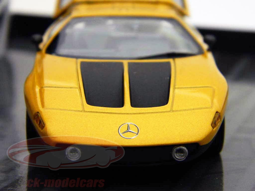 Minichamps 1:43 Mercedes-Benz C111 / II 1970 orange 436030060 model car 436030060 4012138030060