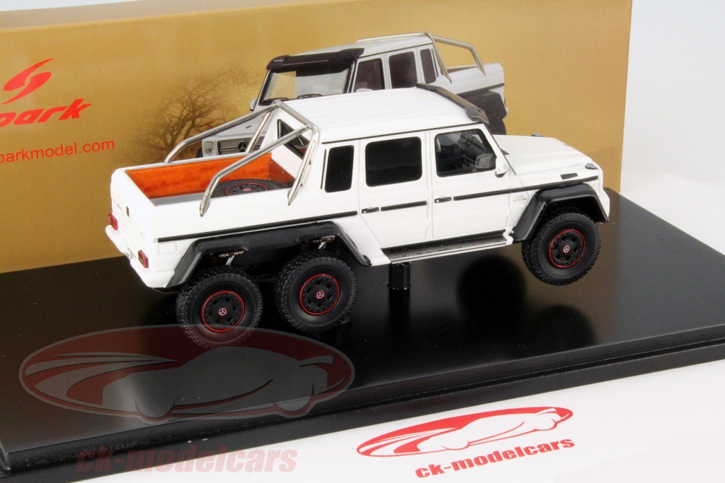 Spark 1:43 Mercedes-Benz G63 AMG 6x6 年 2013 白 S1069 モデル 車 S1069 9580006910691