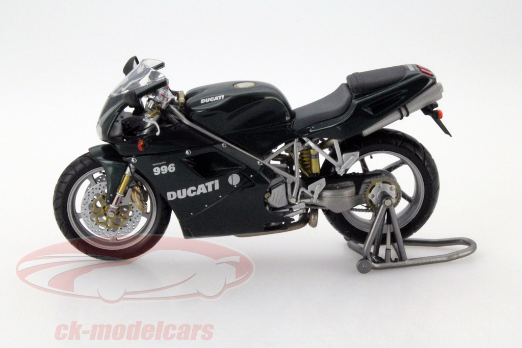 Minichamps 1:12 Ducati 996 from the Movie Matrix Reloaded 2003 dark ...