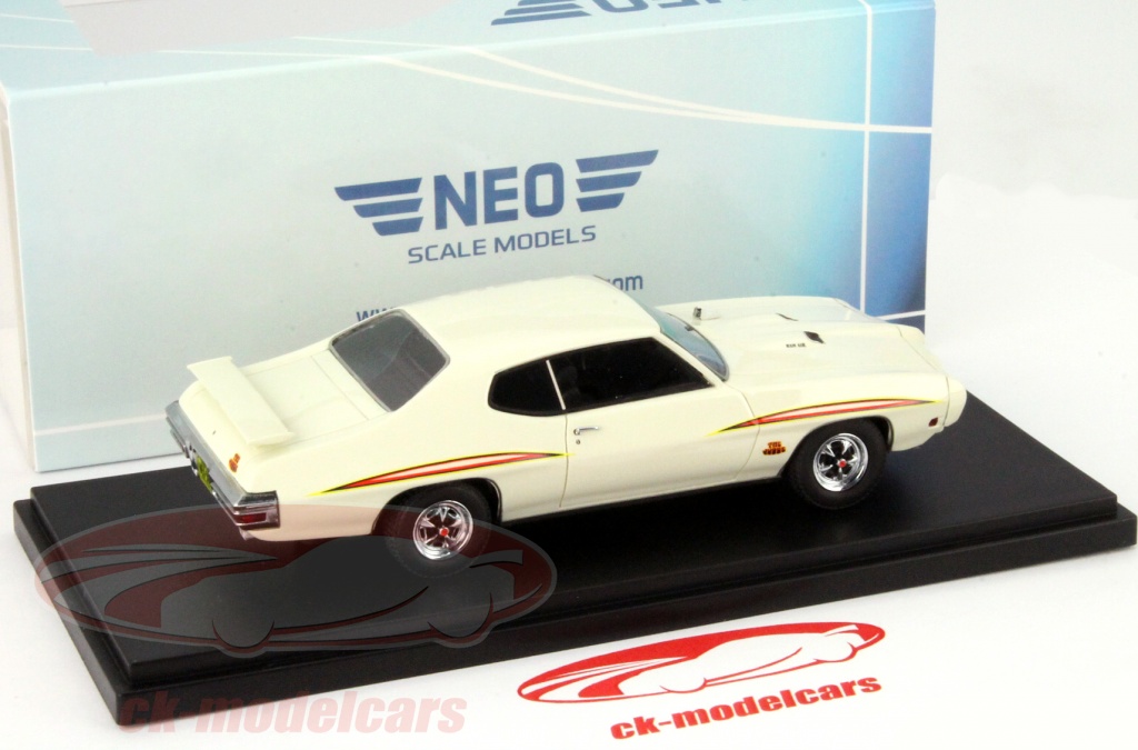 Neo 1:43 Pontiac GTO The Judge Year 1970 white NEO45985 model car NEO45985 185892
