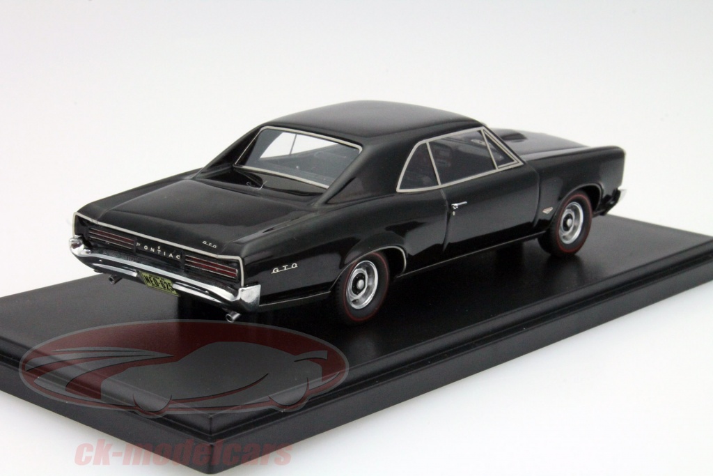Neo 1:43 Pontiac GTO Hardtop construido en 1966 negro NEO46025 modelo coche NEO46025 185928