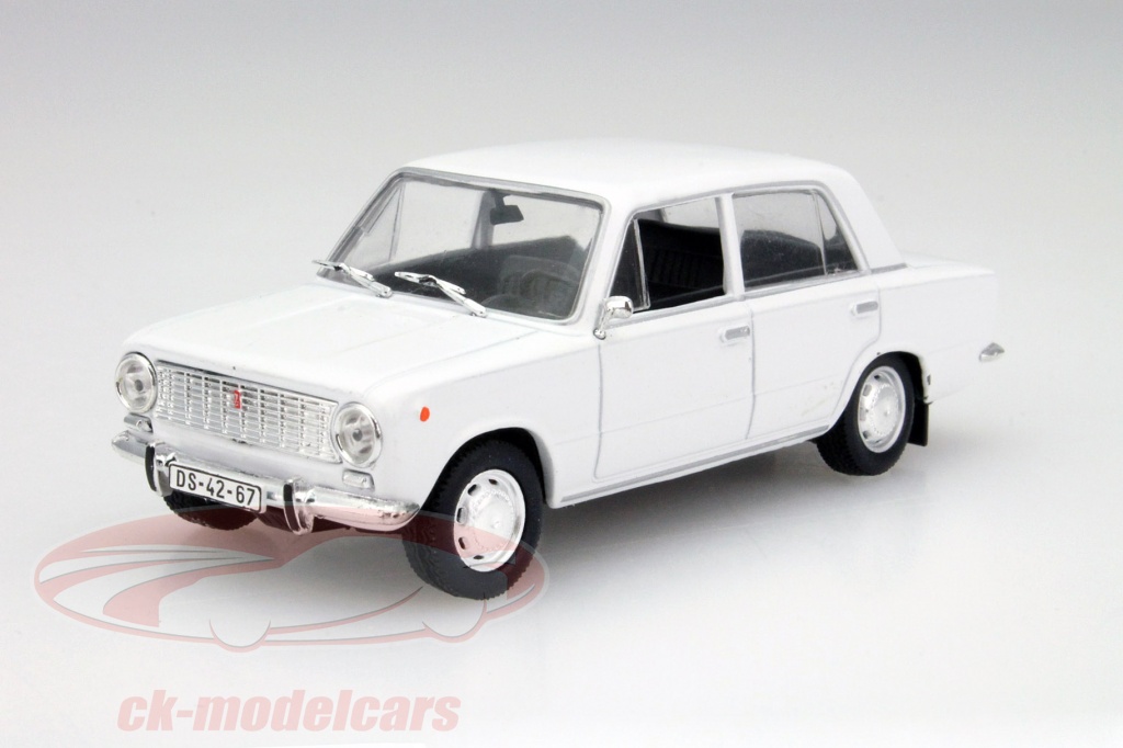Altaya 1:43 Lada 2101 Ziguli ホワイト CK920011 モデル 車 CK920011