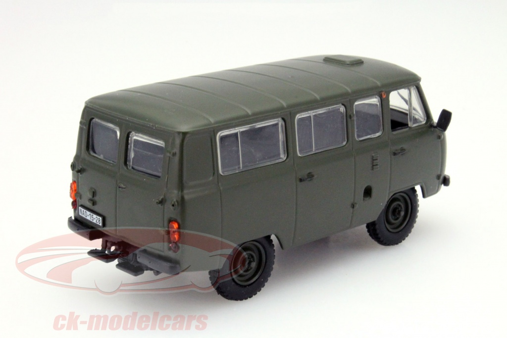 Altaya 1:43 UAZ 452 Minibus army green CK model car CK