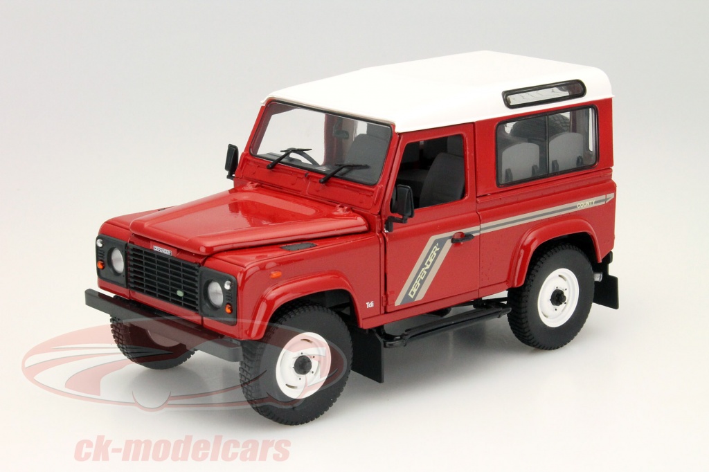 Universal Hobbies 1:18 Land Rover Defender 90 赤 / ホワイト UH3880 モデル 車 ...