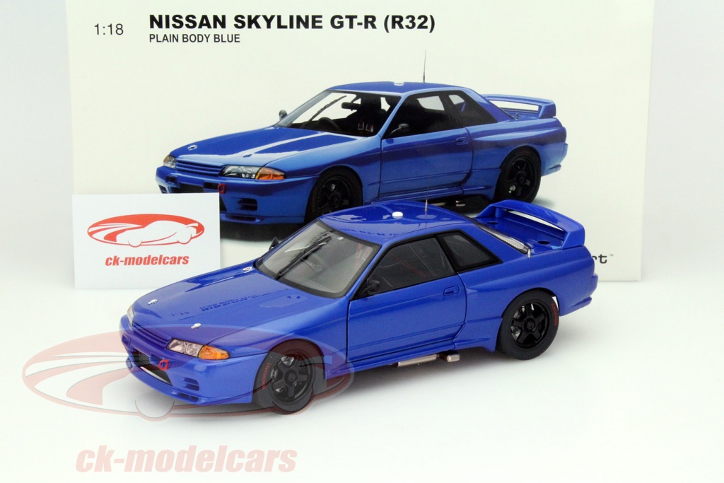 AUTOart 1:18 Nissan Skyline GT-R (R32) Plain Body Version blue 89281 model car 89281 674110892819