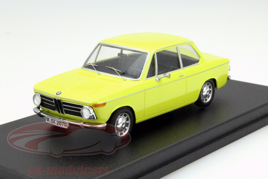 WhiteBox 1:43 BMW 2002 yellow WBX0006 model car WBX0006 195070