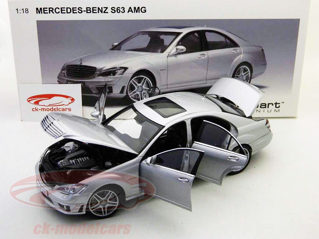 AUTOart 1:18 Mercedes-Benz S63 AMG silver 76241 model car 76241 ...
