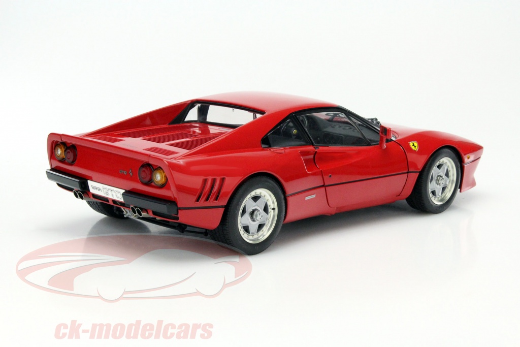 Tamiya 1:12 Ferrari 288 GTO red 23211 model car 23211 4950344232116