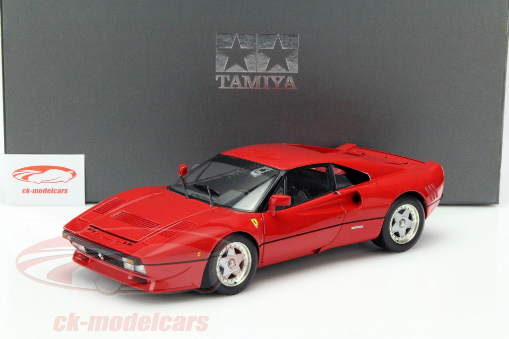 Tamiya 1:12 Ferrari 288 GTO red 23211 model car 23211 4950344232116