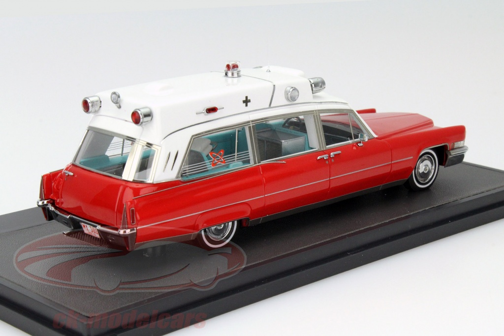 Matrix 1:43 Cadillac Superior 51 Ambulance Year 1970 red MX20301-191 ...