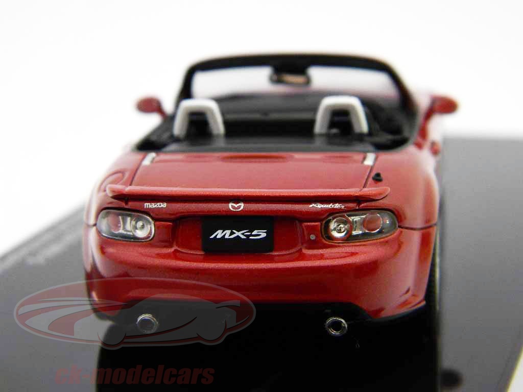 AUTOart 1:43 Mazda MX-5 Cabriolet Tuned Version rot / red metallic ...