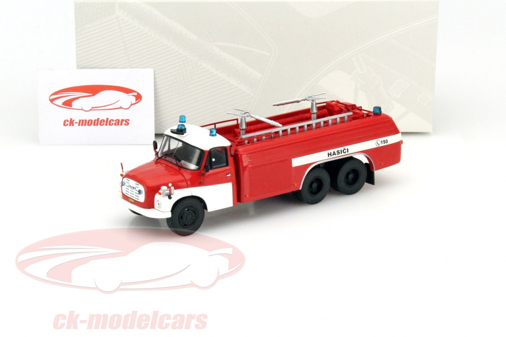 Premium Classixxs 1:18 Tatra 148 CAS 32 fire department red / white 1: ...