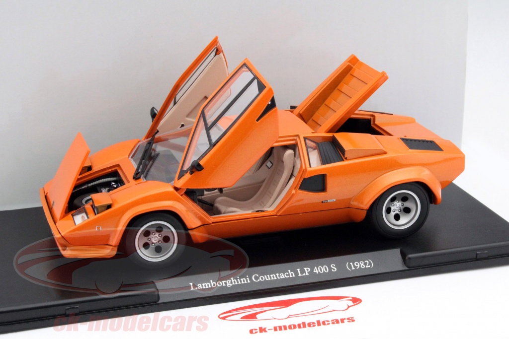 Leo Models 1:24 Lamborghini Countach LP 400 S Year 1982 orange MAG FW42 model car MAG FW42