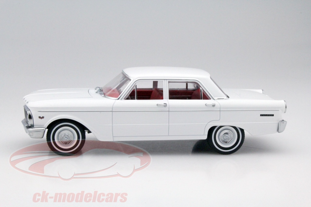 Greenlight 1:18 Ford Falcon XP with Stock Rims Year 1965 white 18003A ...