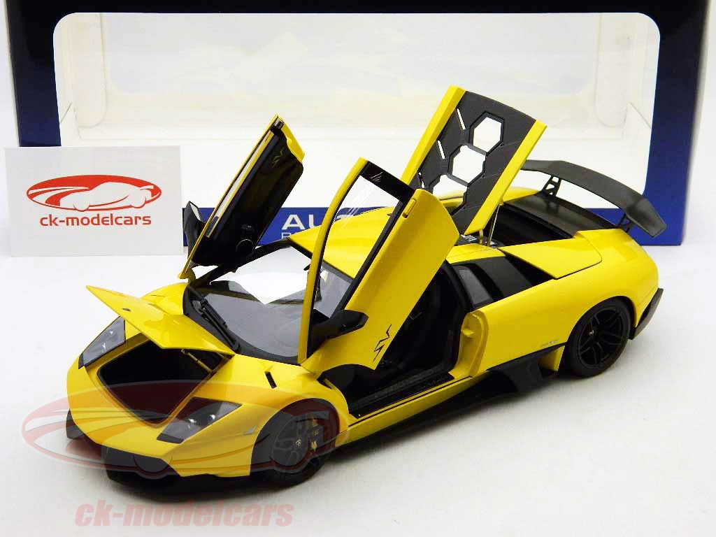 AUTOart 1:18 Lamborghini Murcielago LP670-4 SV built 2009 Giallo Orion ...