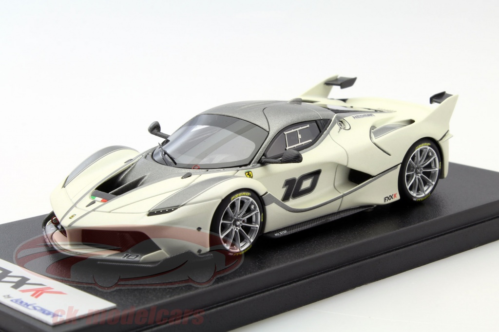 LookSmart 1:43 Ferrari FXX-K #10 Grigio Ferro Matt Racing Livery White ...